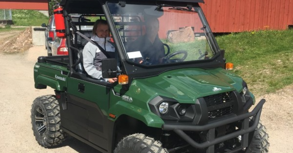 Leverans av ny Kawasaki Mule | LG Maskin
